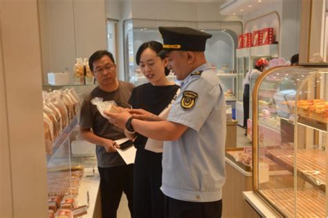 深入包保主体 督查食品安全