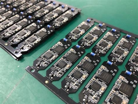 China Customized Gsm And Gps Tracker Pcb Assembly Suppliers