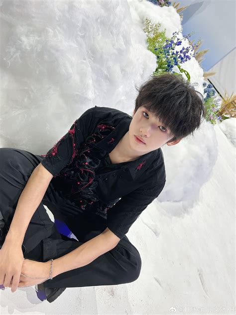 张奕然 高清图片，堆糖，美图壁纸兴趣社区