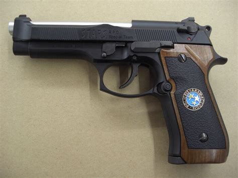 Resident Evil 2002 Vg Internet Movie Firearms Database Guns In