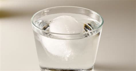 The Density Of Ice Demonstration RSC Education