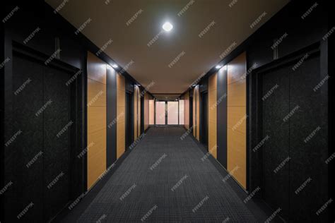 미니멀한 복도 배경 무료 사진