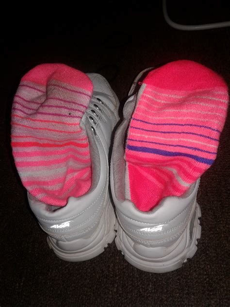 Delicious Candid Feet Spy 4 Delicious Ff Feet Clips4sale