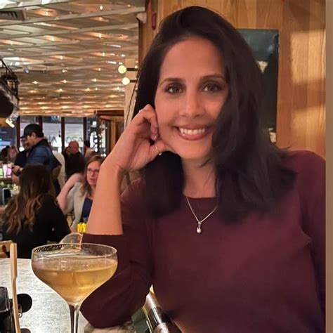 Jessica Paradis Jessica Paradis • Threads Say More