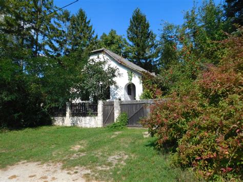 무료 사진 외부 시골 마을 건축물 집 나무 옥외 잔디 하늘