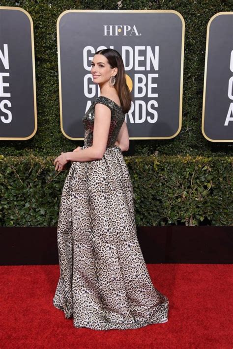 Anne Hathaway Leopard Print Dress On Golden Globe The Fappening