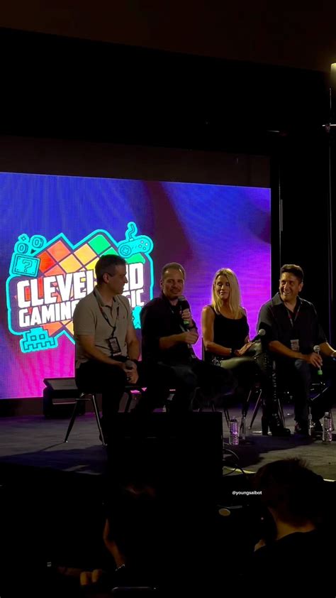 Johnny Tobias Ed Boon And Sal Divita Play Mk Fans At The Cleveland Gaming Classic Mortalkombat