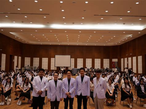 บรรยากาศการจัดโค คณะแพทยศาสตร์ มหาวิทยาลัยศรีนครินทรวิโรฒ