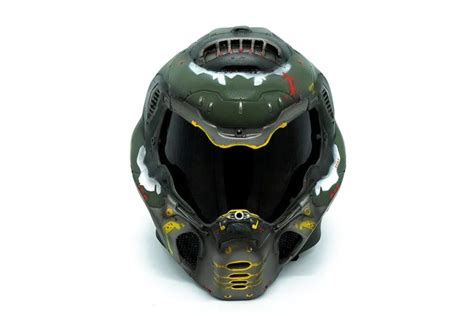 Купить Шлем Doom Eternal с доставкой СДЭК по РФ