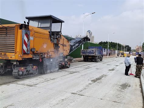 市政道路施工现场 东莞市鼎邦沥青工程有限公司