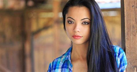 مش روی موی مشکی دانشنامه سیب