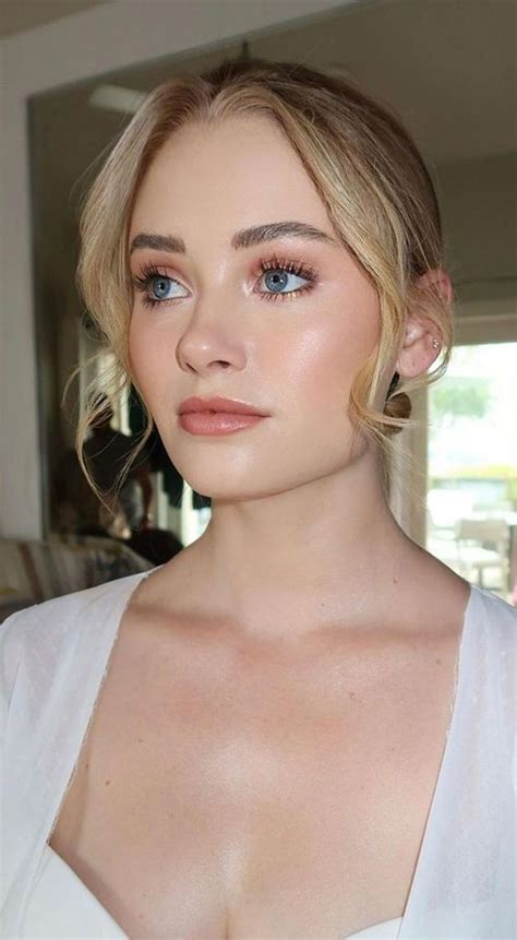 8 Essentials For Natural Soft Glam Bridal Makeup In 2024 Glam Wedding
