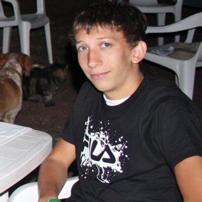 Trevor Simon Tsimon Twitter