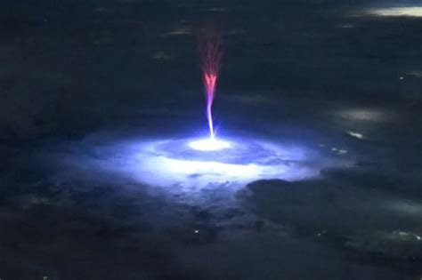 Physicists Turn Lead Into Gold In Scientific First Using Cerns