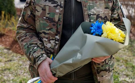 У бою загинув Сергій Рибак випускник Могилянки за спеціальністю «історія Вечірній Київ