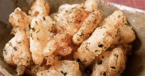 揚げ餅のりしょうゆ風味おかき｜ami