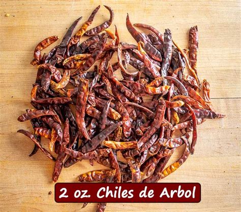 Heres What 2 Oz Of Dried Chiles Looks Like Mexican Please