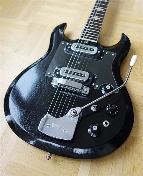5 Vintage Tremolo Systems That Never Caught On Reverb News