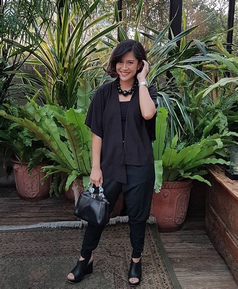 Artis Ini Sering Disanjung Karena Jarang Tampil Seksi Vulgar