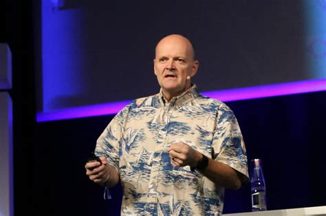 Luc JULIA grand témoin de VivaIssy sur les IA Génératives