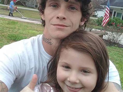 ‘i Do My Best Single Father Loses Client For Bringing Daughter To