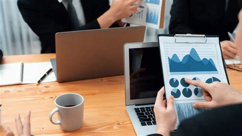 Business Intelligence Transforming Data Into Actionable Insights Therma Blind