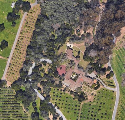 From Jeff Bezoss 185m Estate To The 125m Mammoth Home Of Whatsapp