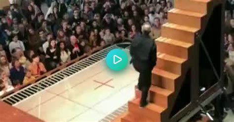 Success Is Not Linear Mesmerizing Performance By French Acrobat Yoann Bourgeois Album On Imgur