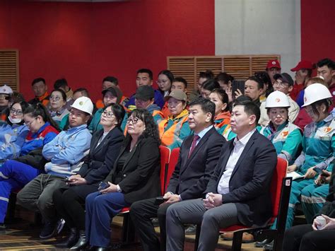 Багануурын мэдээ Added A New Photo Багануурын мэдээ