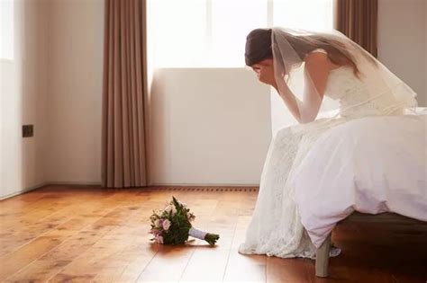 Bride Reads Out Cheating Fianc S Racy Affair Texts Instead Of Vows At