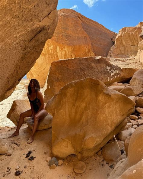 Halle Berry Showcases Legs For Days In Lace Lingerie For Breathtaking Desert Photo Hello