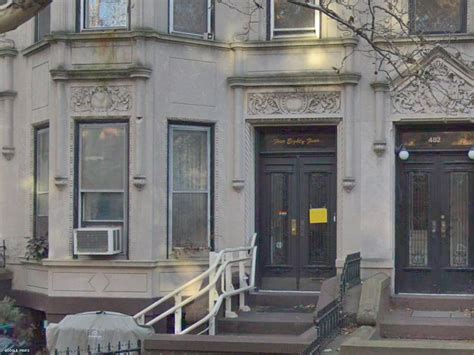 Why Queer Signaling Still Exists And Is Important In 2025