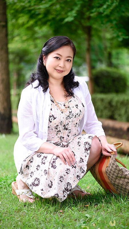 五十路で美人で爆乳って最強かよっ！ 初撮りおばさん 厳選素人6人4時間12 エロ動画・アダルトビデオ Fanza動画