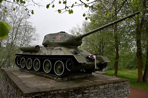 Russian T 34 Tank