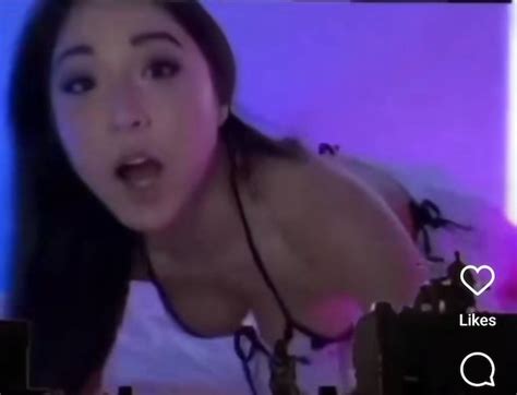 What S The Name Of This Hot Asian Camgirl Reply Namethatporn Com