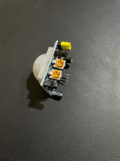 Hc Sr501 Pir Motion Sensor Module Ielectrony