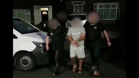 VIDEO Arrestan a criminales e incautan millones de dólares tras infiltrarse en una red