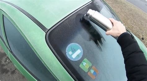 Testing The Top 3 Methods To Defrost Your Windshield