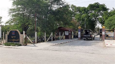 အိုးဘိုထောင်မှာ ရိုက်နှက်ခံ နိုင်ငံရေးအကျဉ်းသူတွေ ထောင်တွင်းအပြစ်ပေးမ