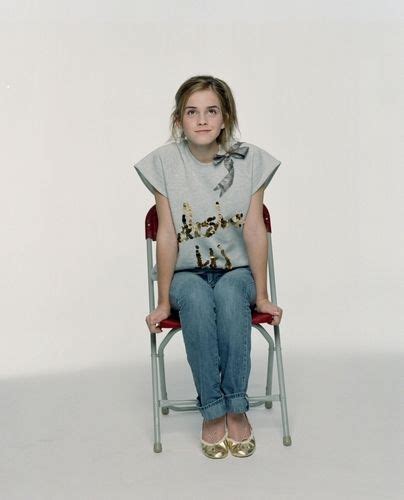 Anichu90 Photo Emma Watson Photoshoot 027 Evening Standard 2005