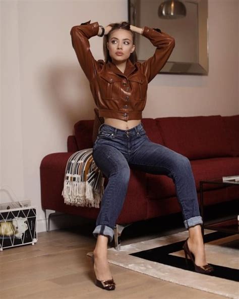 Pin On Xenia Tchoumitcheva 005