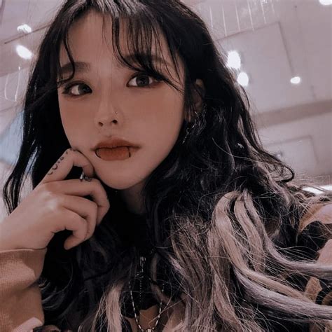 𝘱𝘪𝘯𝘵𝘦𝘳𝘦𝘴𝘵 ﹫𝘣𝘢𝘮𝘣𝘪𝘭𝘰𝘶𝘴 Gadis Ulzzang Ulzzang Kpop