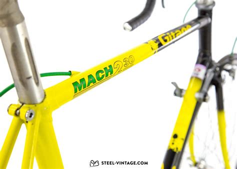 Gitane Mach 230 Road Bike 1990s