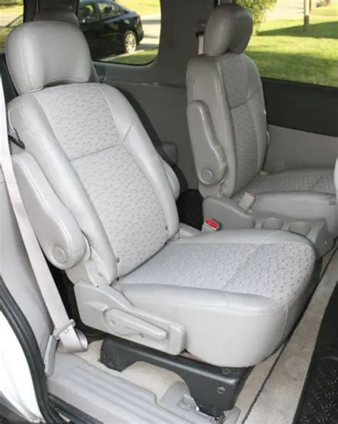 Chevy Uplander 7 Passenger Van