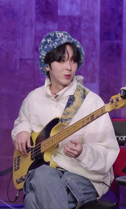 원위키아 키아 부둥부둥 해주는 형들과 호스트님 Youtube