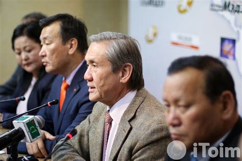 Н Энхбаяр Дээд шүүх эрхээ хэтрүүлж хийх ёсгүй ажлаа хийж байна