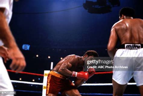 Muhammad Alileon Spinks Photos And Premium High Res Pictures Getty