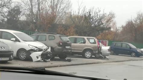 Пиян младеж без книжка помете четири паркирани коли в Пловдив