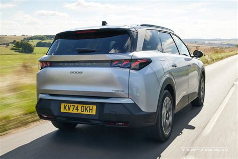 푸조 5008 3기통 하이브리드 싼타페보다 비싸다 탑라이더