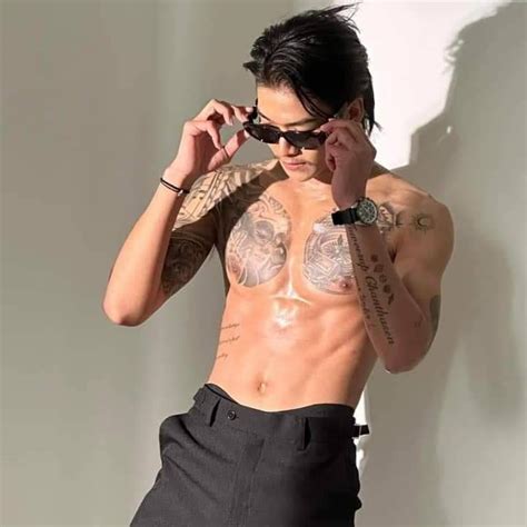 เม้กandม่อน Fc